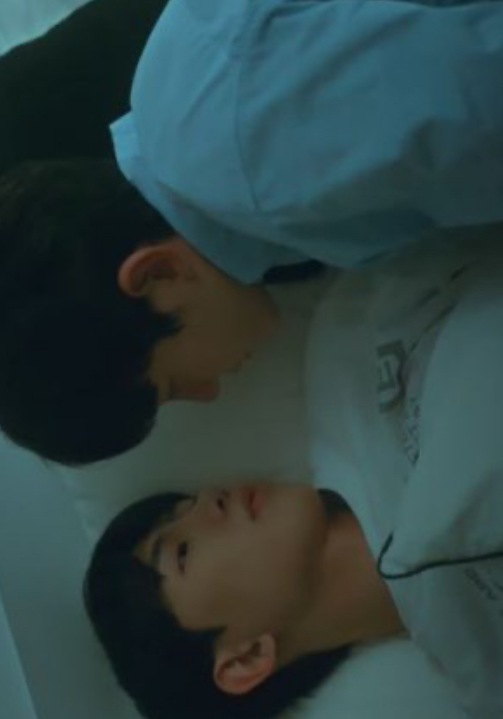 Blue Boys (mini-series, 2024 – ...)